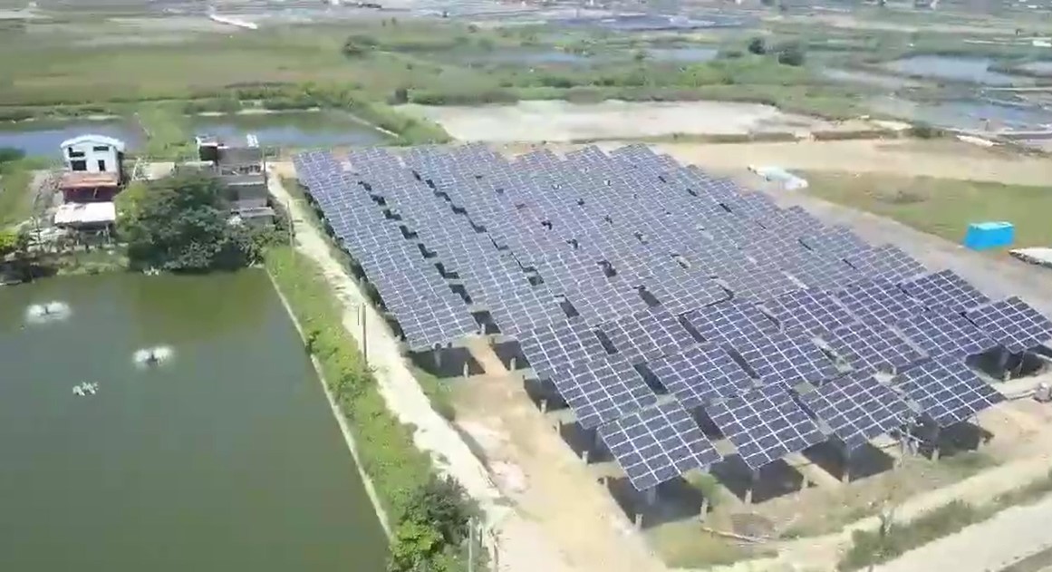 Bigsun offers best dual-axis solar tracker. iPV Solar Tracker is the best.