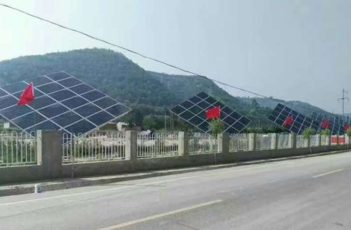 Bigsun offers best dual-axis solar tracker. iPV Solar Tracker is the best.